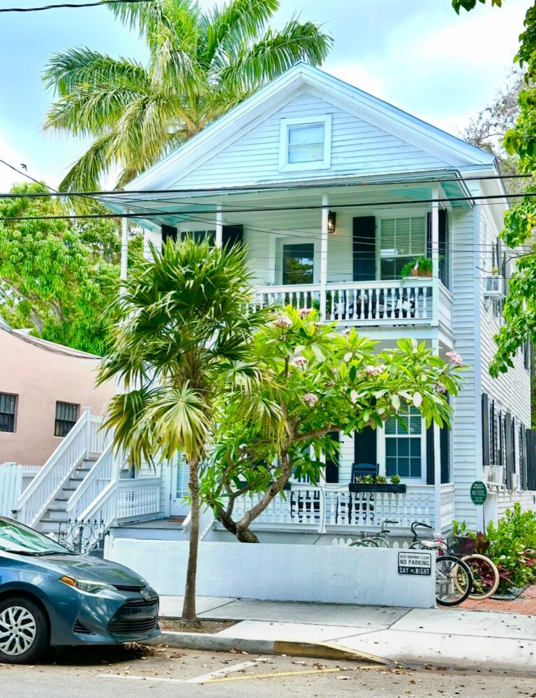 Exploring the Pretty Houses of Key West: A Colorful Journey Through ...