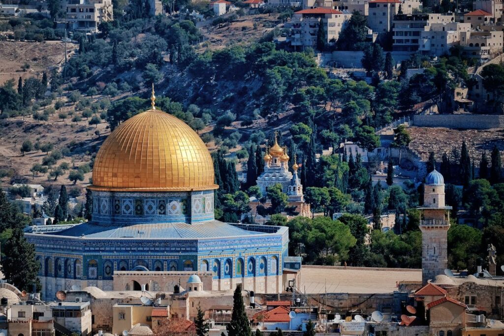 5 Ways to Choose the Right Holy Land Itinerary - Fabulous Mom Life